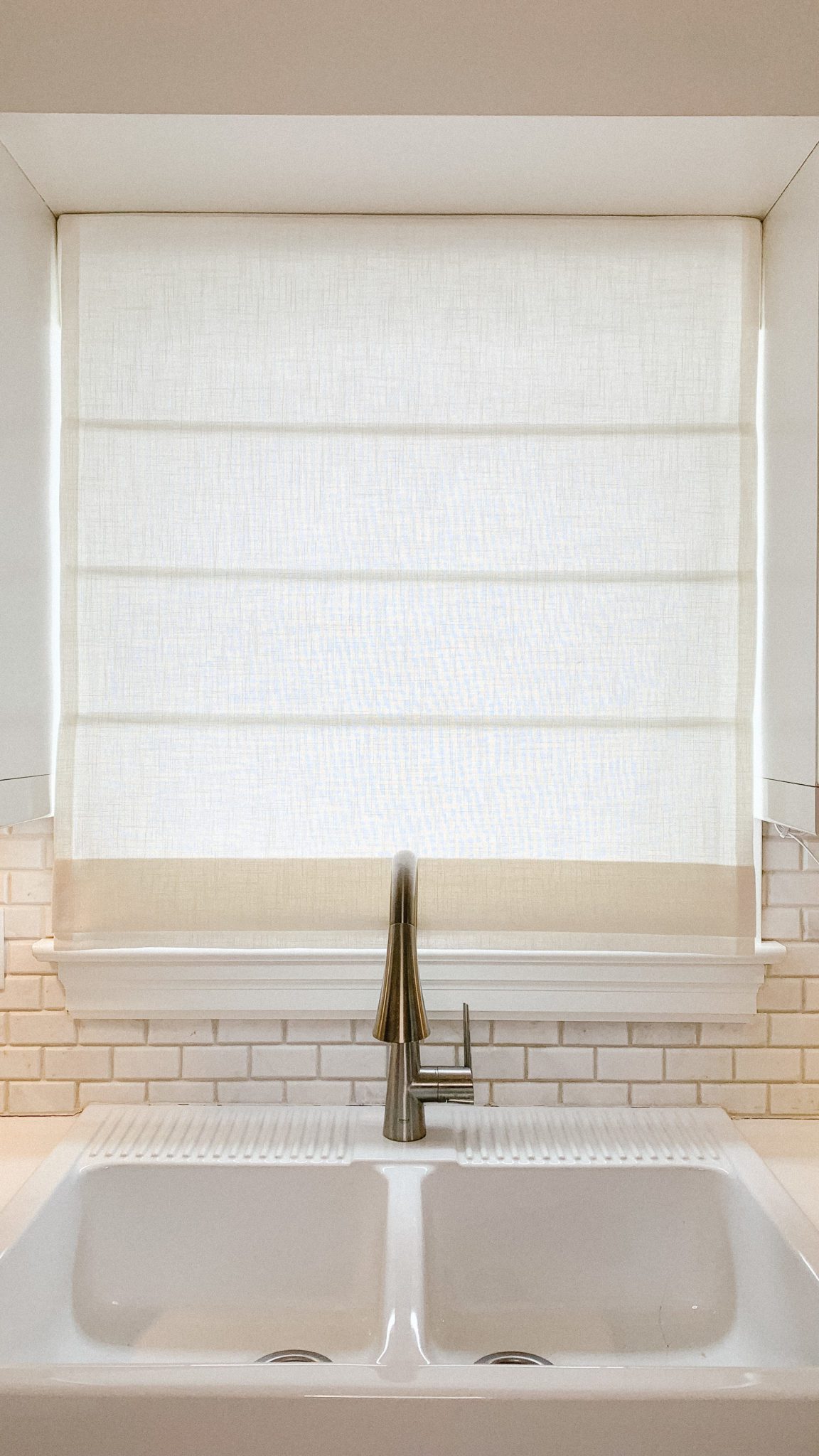 100% Linen Roman Shades | Q Design